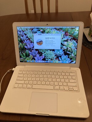 Apple MacBook A1342 13.3" Laptop - (Late, 2009) For Parts 885909345915 ...