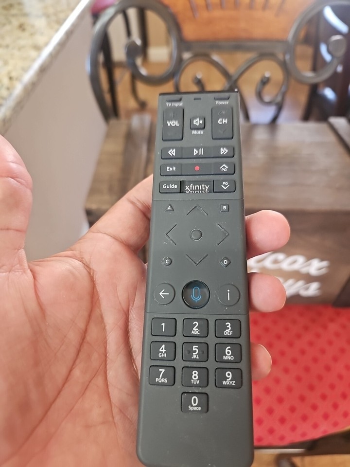 Genuine Original OEM Xfinity XR15-UQ TV Voice Activation Remote Control ...