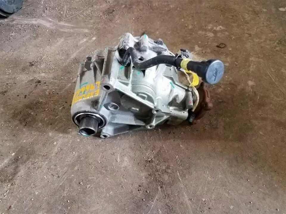 2013-2019 Ford Explorer Transfer Case W/ Oil Cooler | OE | United States