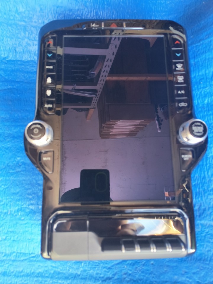 12" Screen Ram Truck Genuine Mopar Center Stack Controls 68526598AC ...