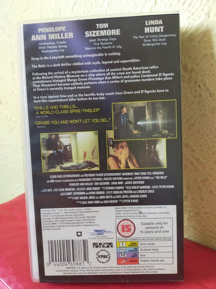 The Relic VHS Cassette 1997 Penelope Ann Miller, Tom Sizemore Horror ...