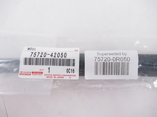 Genuine OEM Toyota 75720-0R050 Driver Front Belt Molding 2019-2021 RAV4 ...