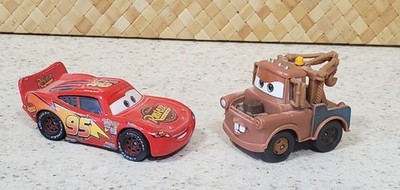 Pixar Rusteze Lightning McQueen #95 Red DIE CAST + MADER TOW TRUCK ...