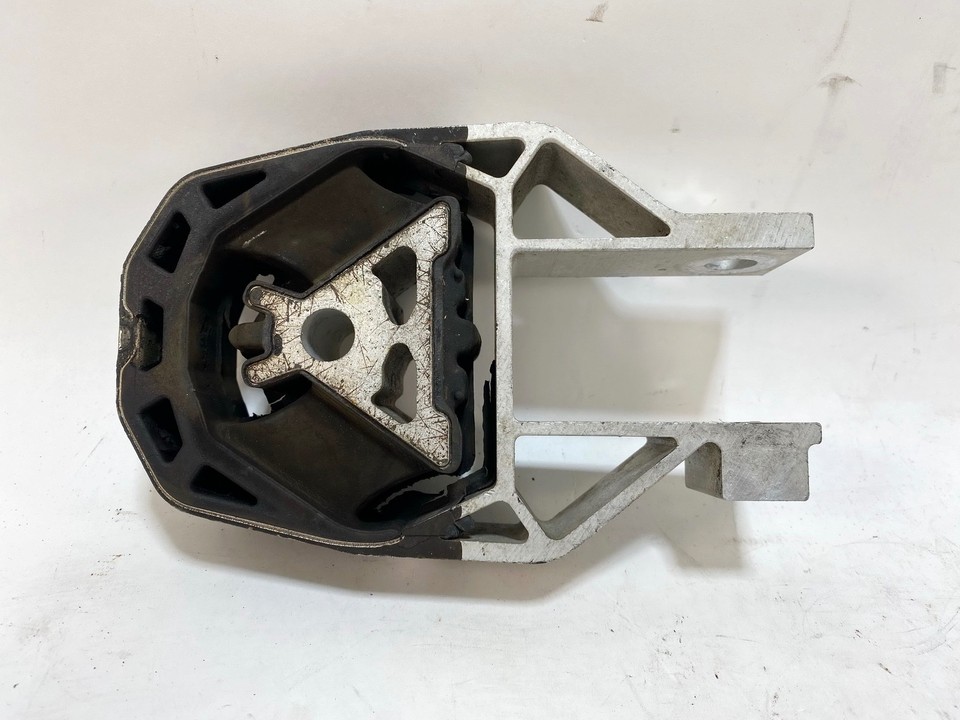 12-18 FORD FOCUS REAR LOWER TORQUE ARM GEARBOX TRANSMISSION MOUNT ...