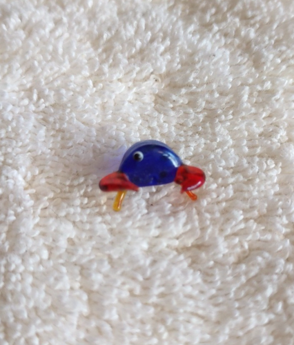 Blue Red Crab Glass Animal Figurine 1/2" H Missing Eye | eBay