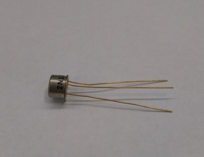 UNBRANDED 2N1303 VINTAGE OLD GOLD TOP-HAT TRANSISTOR | eBay