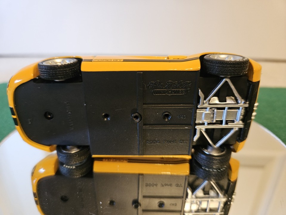 MINICHAMPS 1:43 2004 FORD GT PAUL'S MODEL ART *WELL PROTECTED *NO CASE ...