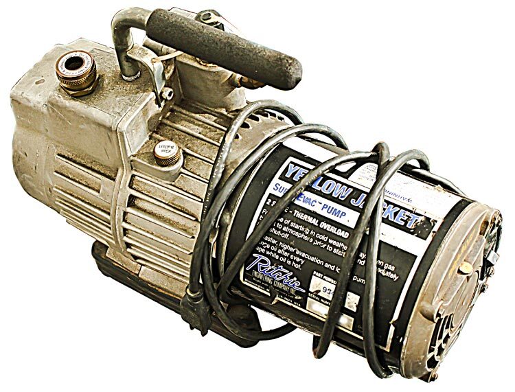 Ritchie Yellow Jacket Logo