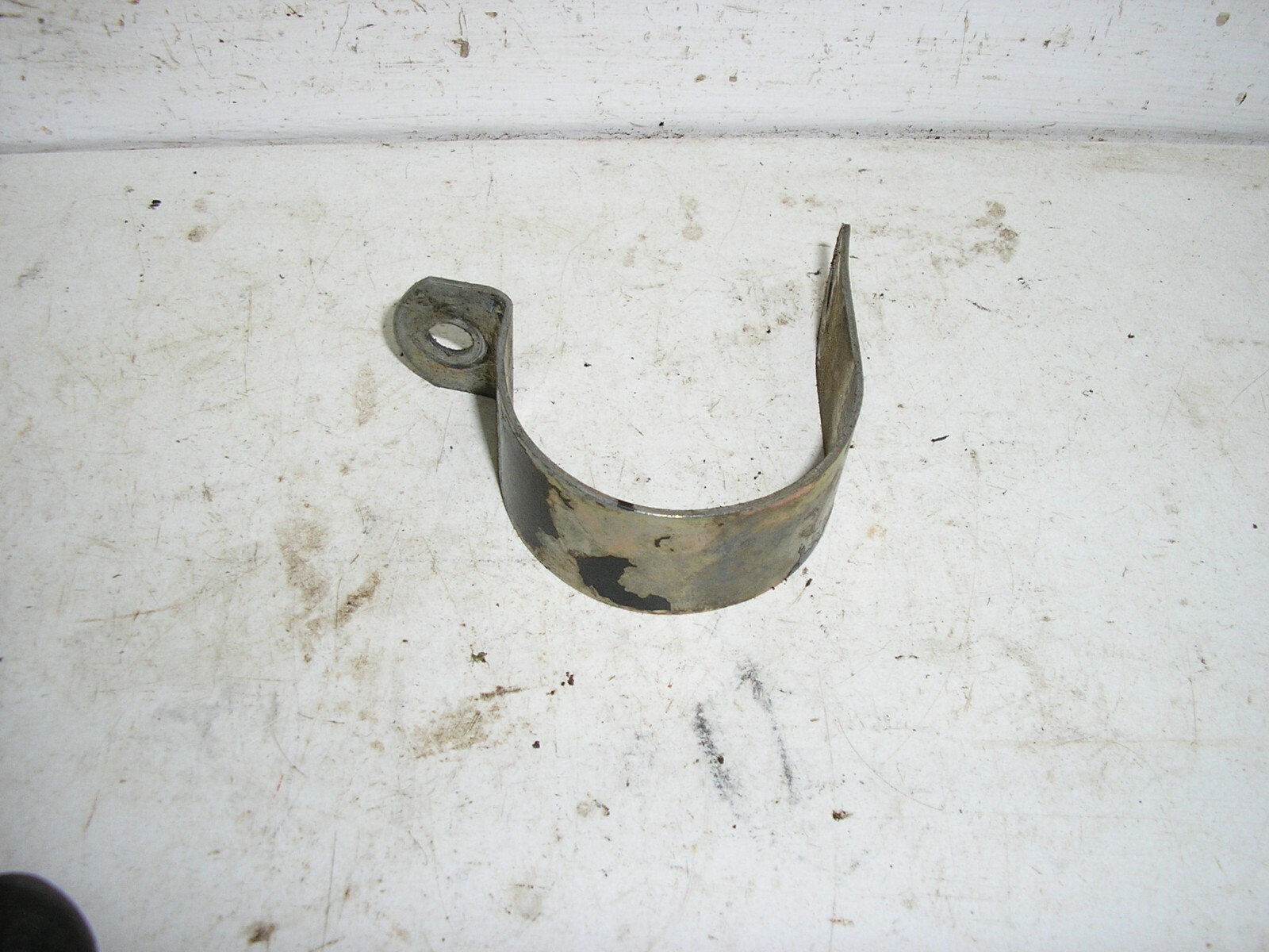 Simplicity Allis Chalmers Engine Ignition Coil Clamp 7117 Tractor ...