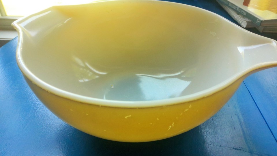 Vintage Pyrex Mixing Bowls Set of 3 Yellow Gold Brown | eBay