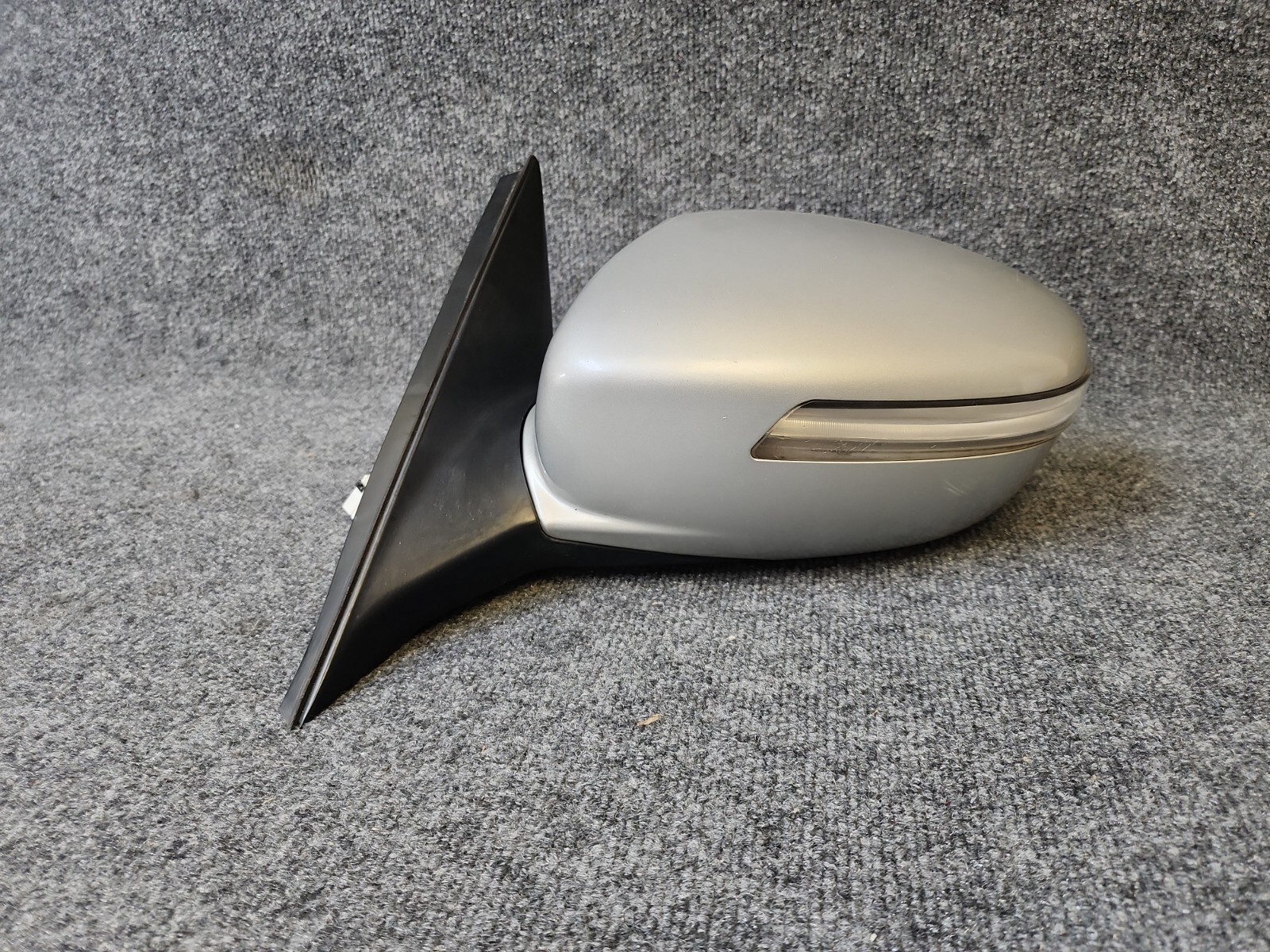 2009 2012- 2014 HYUNDAI GENESIS SEDAN LEFT DRIVER SIDE VIEW DOOR MIRROR ...