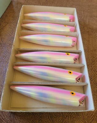 Vintage - Salmon Plug