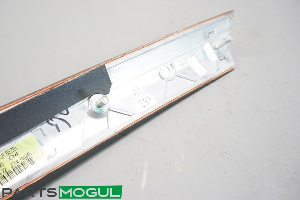 06-12 Mercedes W164 ML350 GL450 ML550 Front Right Door Panel Wood Trim ...