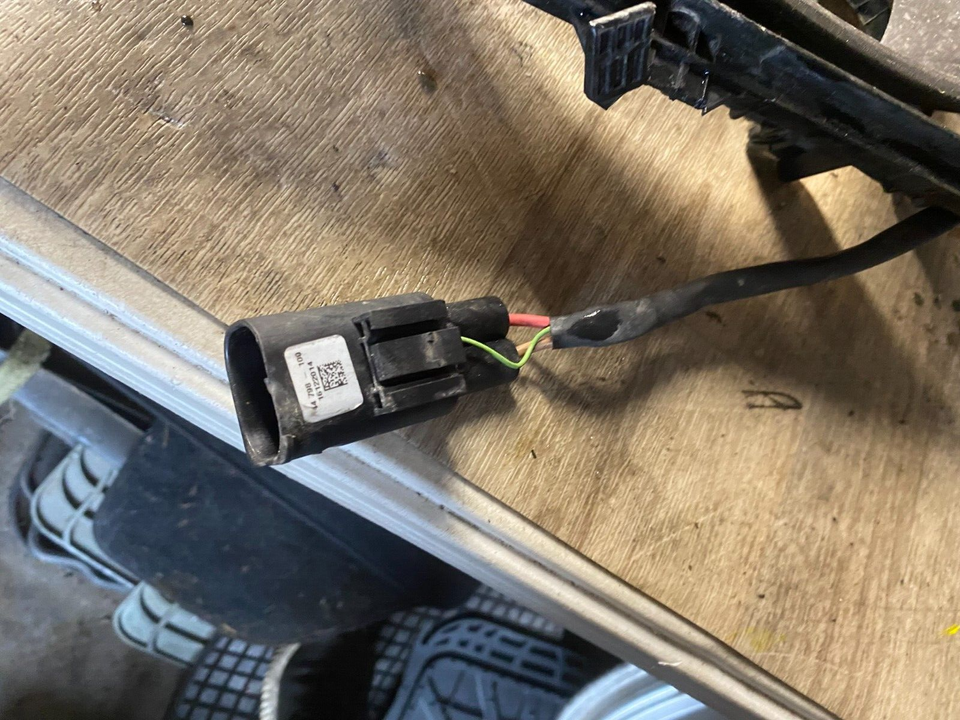 BMW X3 X4 F25 OEM 11-17 2.0 4 CLY ENGINE MOTOR COOLING RADIATOR FAN | eBay