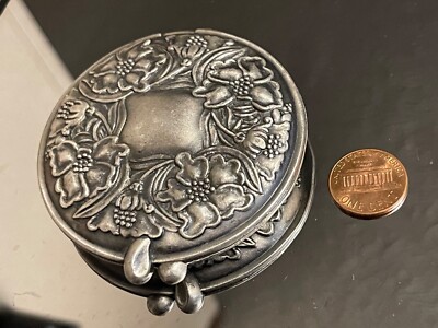 Ornate Lady's Compact mirror pewter clam shell clasp 2 7/8" CLASSIC ...