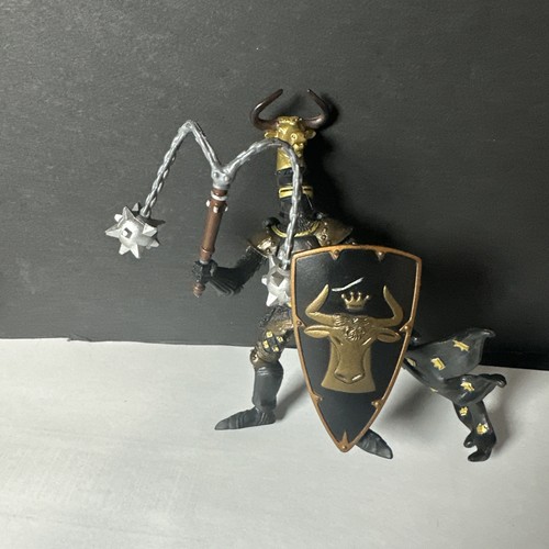 Papo Weapon Master Bull Knight Action Figure 2007 Medieval Fantasy Mace ...