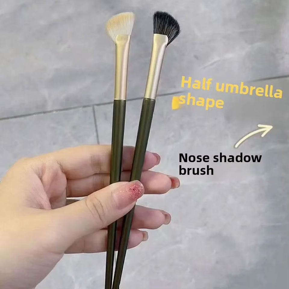 2/4PCS Flat Angled Contour Makeup Brush,Half Fan-Shape Nose Shadow Brush,Profess | eBay Australia