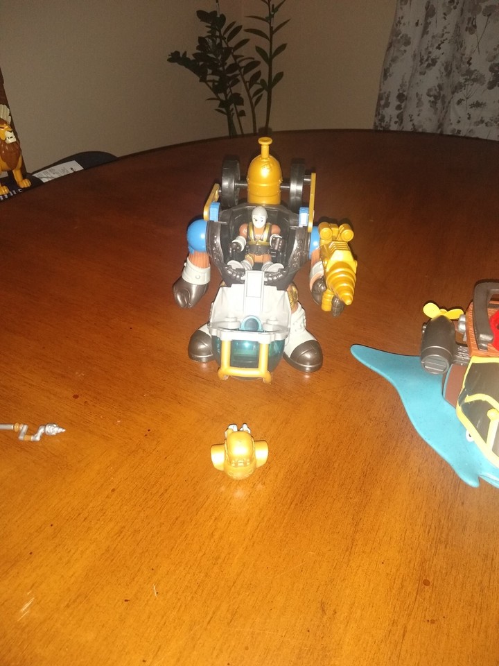 Imaginext Captain Nemo & Stingray Playset | eBay