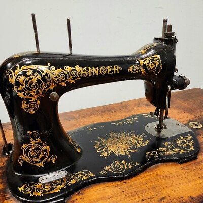 Sewing Machines - Singer Fiddle Base