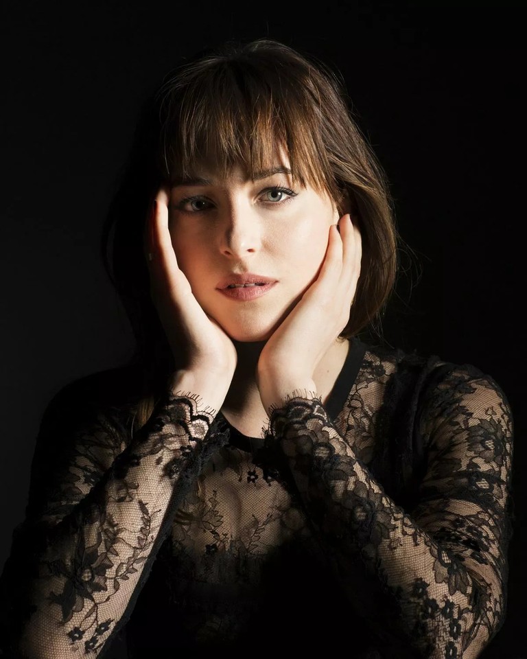 Dakota Johnson With Hands On Cheeks 4x6 Picture Celebrity Print | eBay