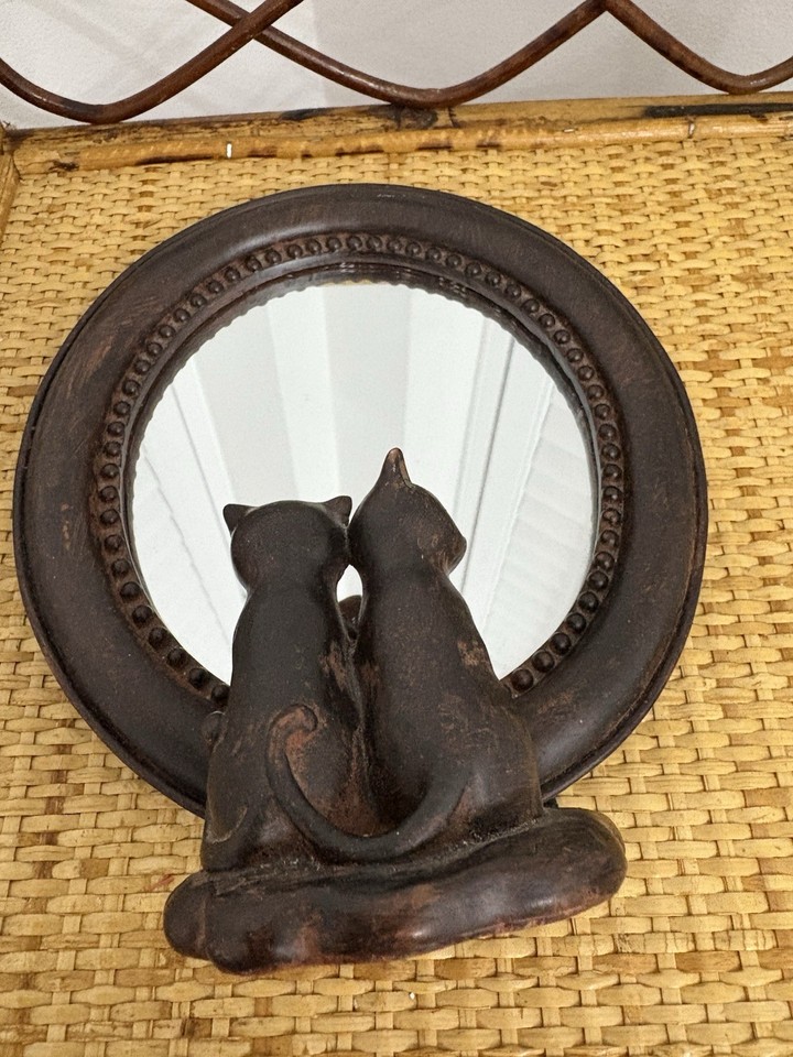 Cute Vintage Reflection Cat Table Standing Mirror Oval Frame Retro ...