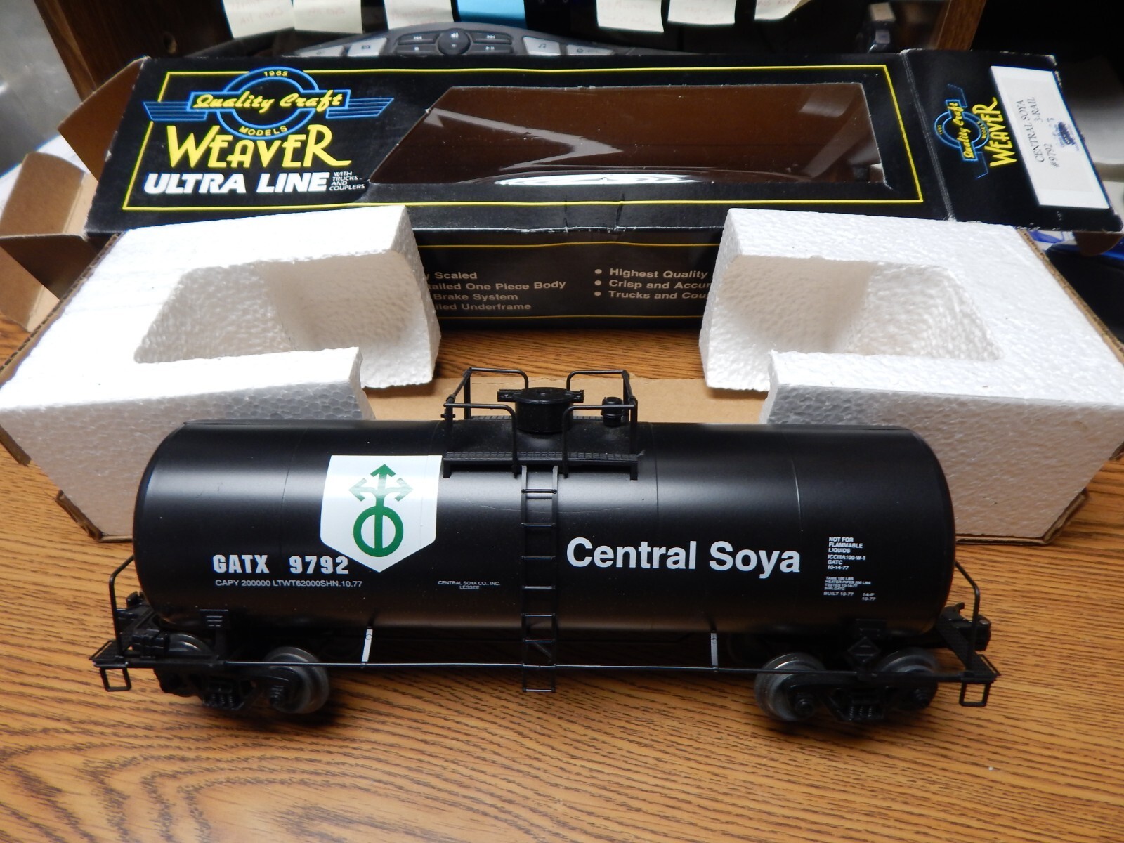 WEAVER CENTRAL SOYA TANK CAR USED IN BOX O SCALE LITTLE DUSTY LQQK | eBay