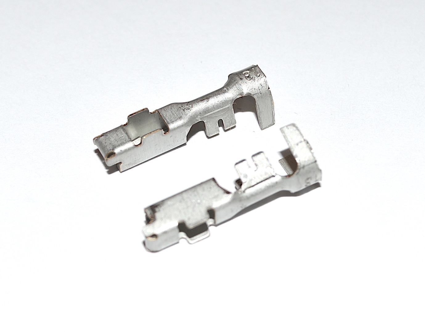 Metri-pack 280 Series Tangless Female Terminal 14-12 ga. Pkg of 25 ...