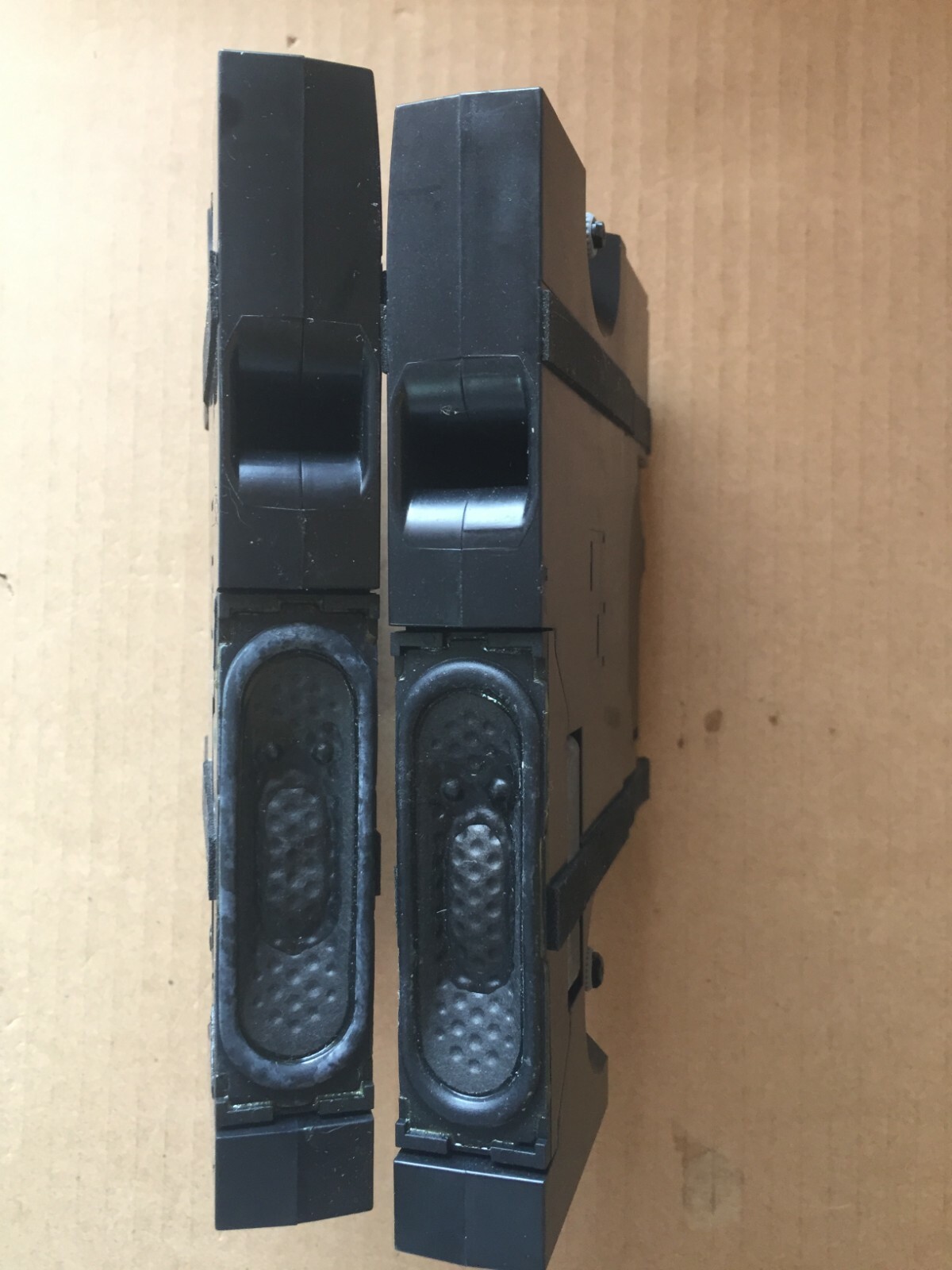 LG - 60LB7100 - UT - BUSWLJR . SPEAKER R / L WITH CABLES . ( SET 2 ) | eBay