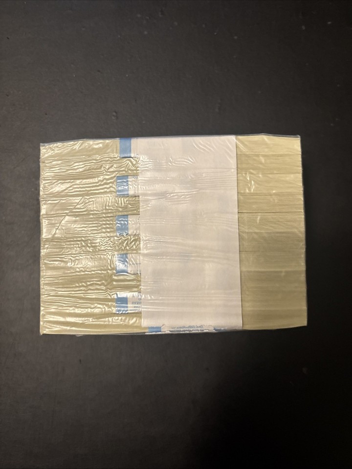 Ten packs of one hundred one dollar ($1) bills - uncirculated - 2021 ...