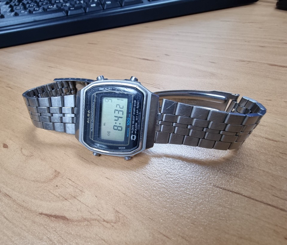 rare vintage 1983 Alba Y789-5380 (SeikoPulsar) alarm chrono 10bar ...