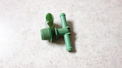 lexus TOYOTA SCION SERVICE PORT Vapor Canister Purge 77739-06010 OEM ...