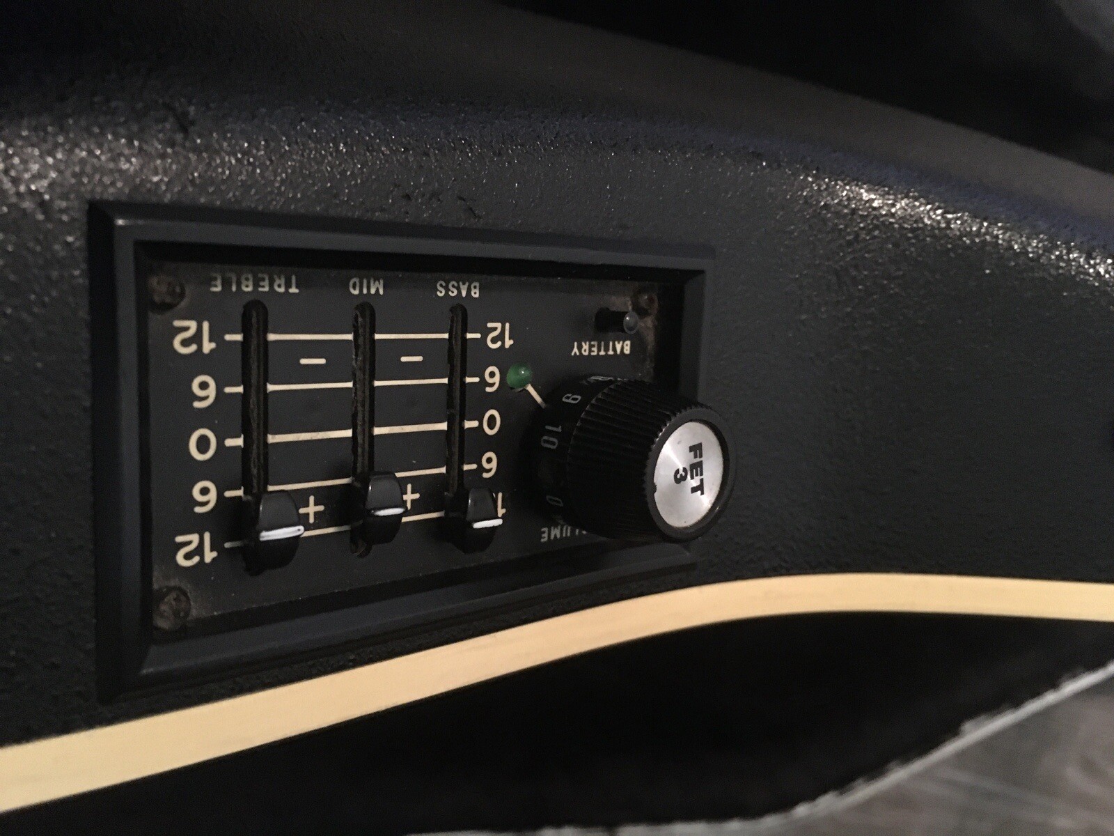 Ovation acoustic electric guitar model 4861 made in Korea 1989 ...