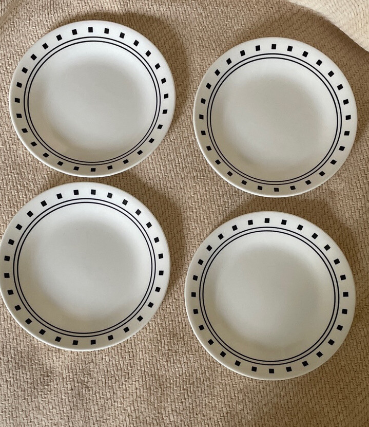 Corelle CITY BLOCK PATTERN BLACK WHITE BREAD DESSERT 6 3/4” Plate Set ...