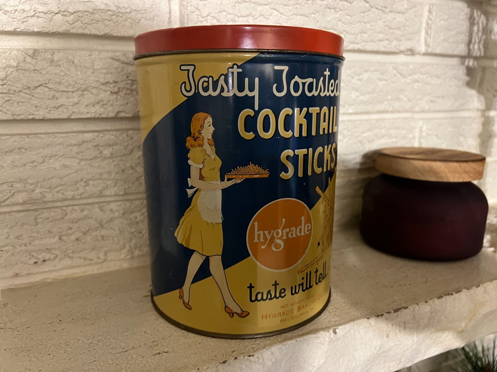 HYGRADE BAKERY CO PHILADELPHIA adv TIN tasty toasted COCKTAIL STICKS ...