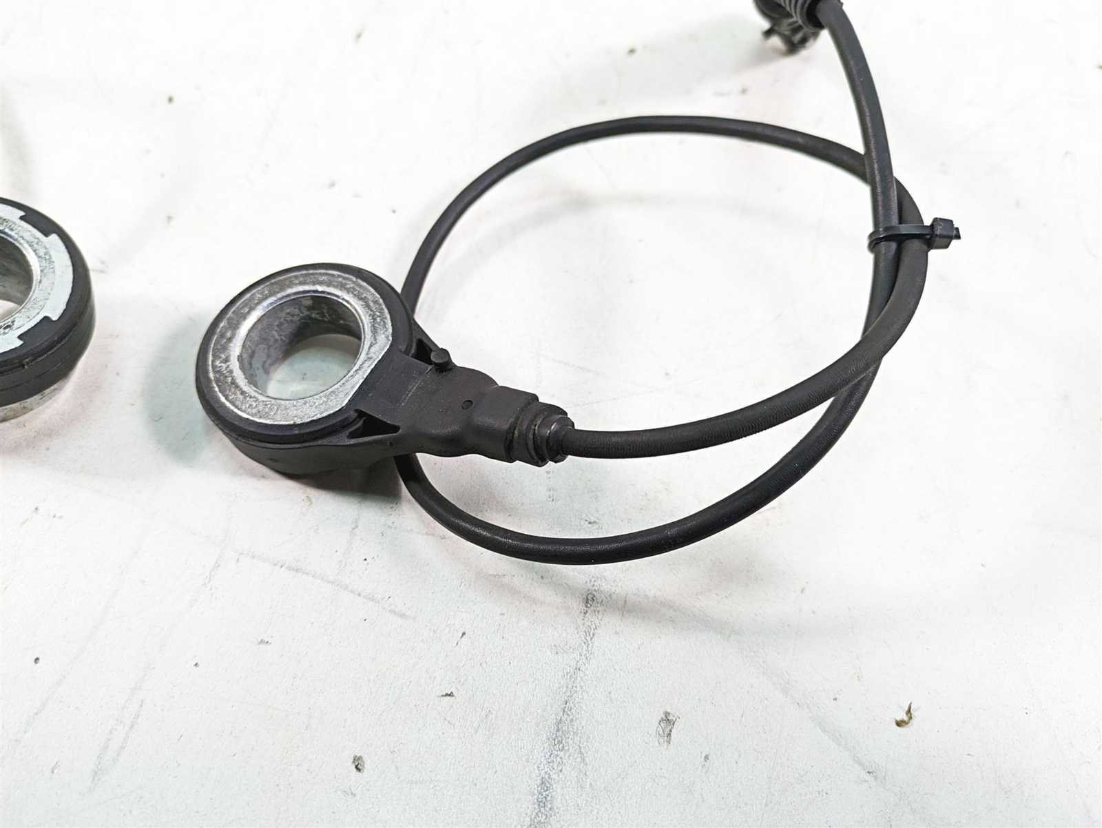 2013 Harley Softail FLSTFB Fat Boy Lo Front Rear Speed Sensor Set 40982 ...