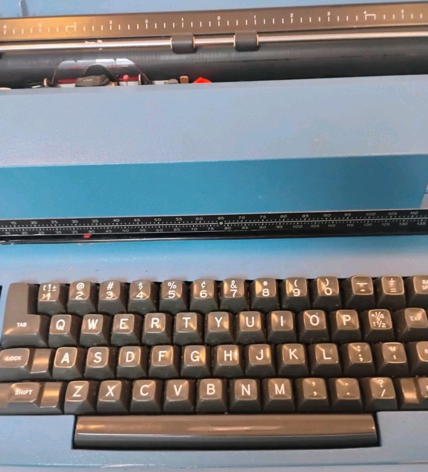 IBM Selectric II Blue Electric Typewriter Vintage for parts only | eBay