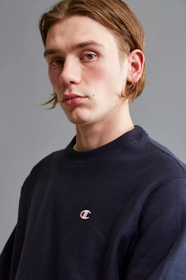 NEW CHAMPION x UO NAVY REVERSE WEAVE C LOGO CREW NECK SWEATSHIRT SZ M ...