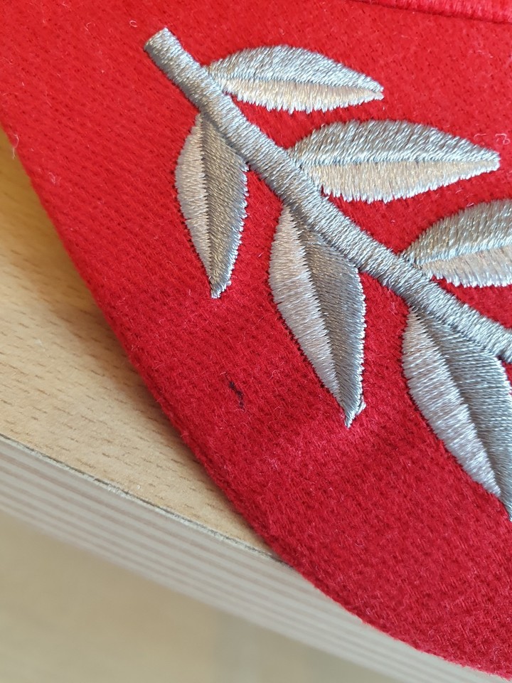 Brands Hatch British Circuits Winner Club Red Baseball Caps x2 Car ...