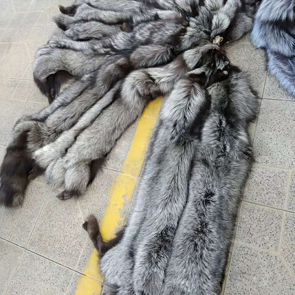 Tanned Silver Fox Skin Fur Pelts Soft Dense Real Leather Hides 39-47 ...
