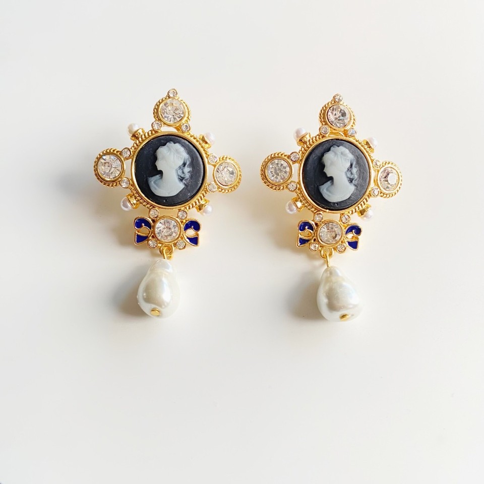 Vintage White CAMEO EARRINGS Victorian Style For Pierced Ears JEWELRY ...