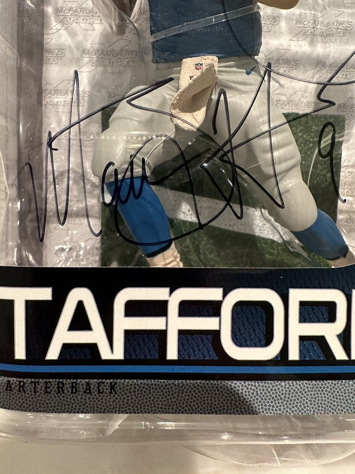 2012 McFarlane ROOKIE DEBUT Matthew Stafford Figure AUTOGRAPHED 1 of a ...