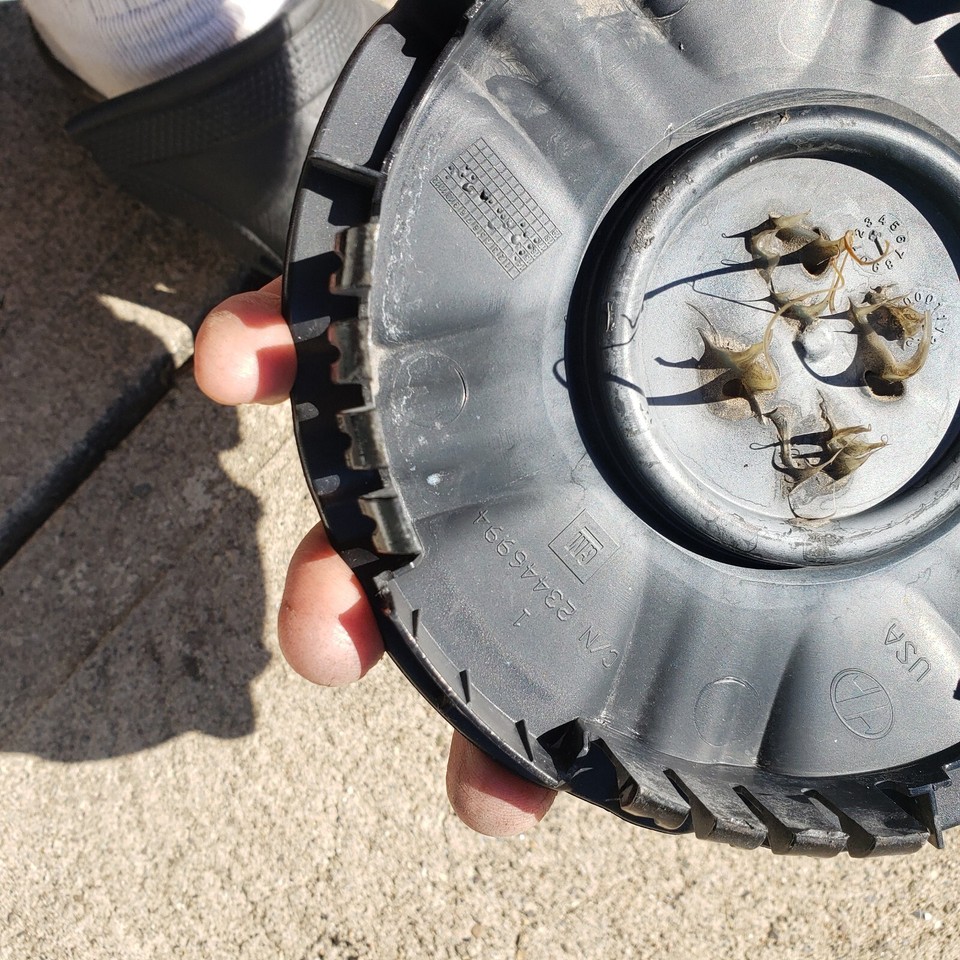 Nightfall GMC Terrain Wheel Center Cap 2016 2017 23446994 18" 6 Spoke ...