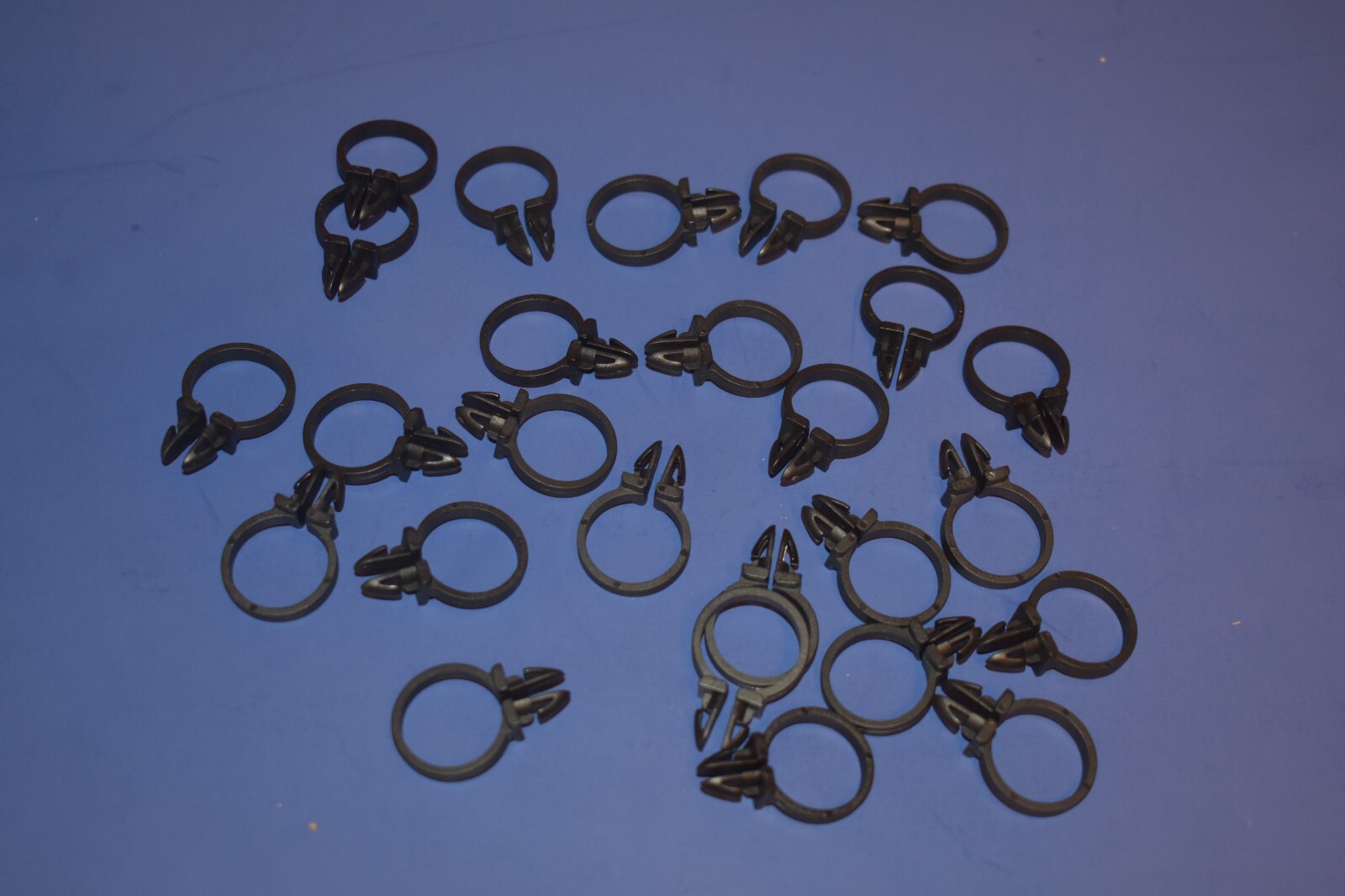 25 Universal 3/4" Routing Clips Tube Wire Hose For Use On Any Car Truck ...