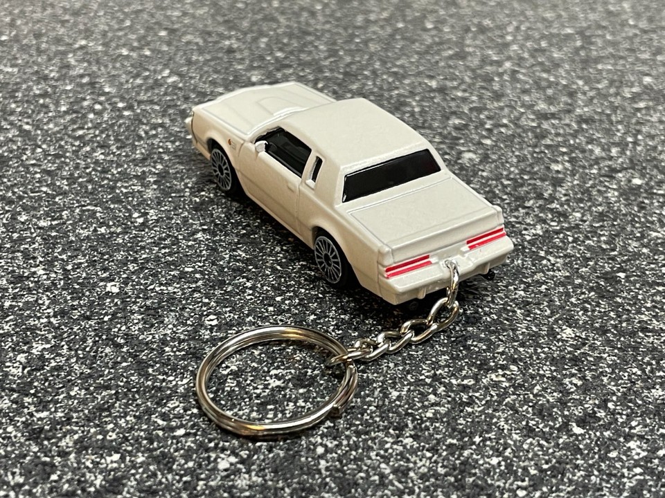 Buick Grand National White GNX Keychain Diecast Car Hot Wheels Matchbox ...