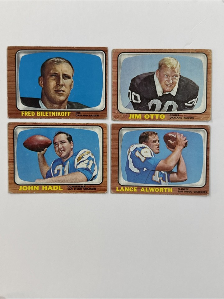1966 Topps Football Complete Set 1-132 Namath Dawson Funny Ring ...