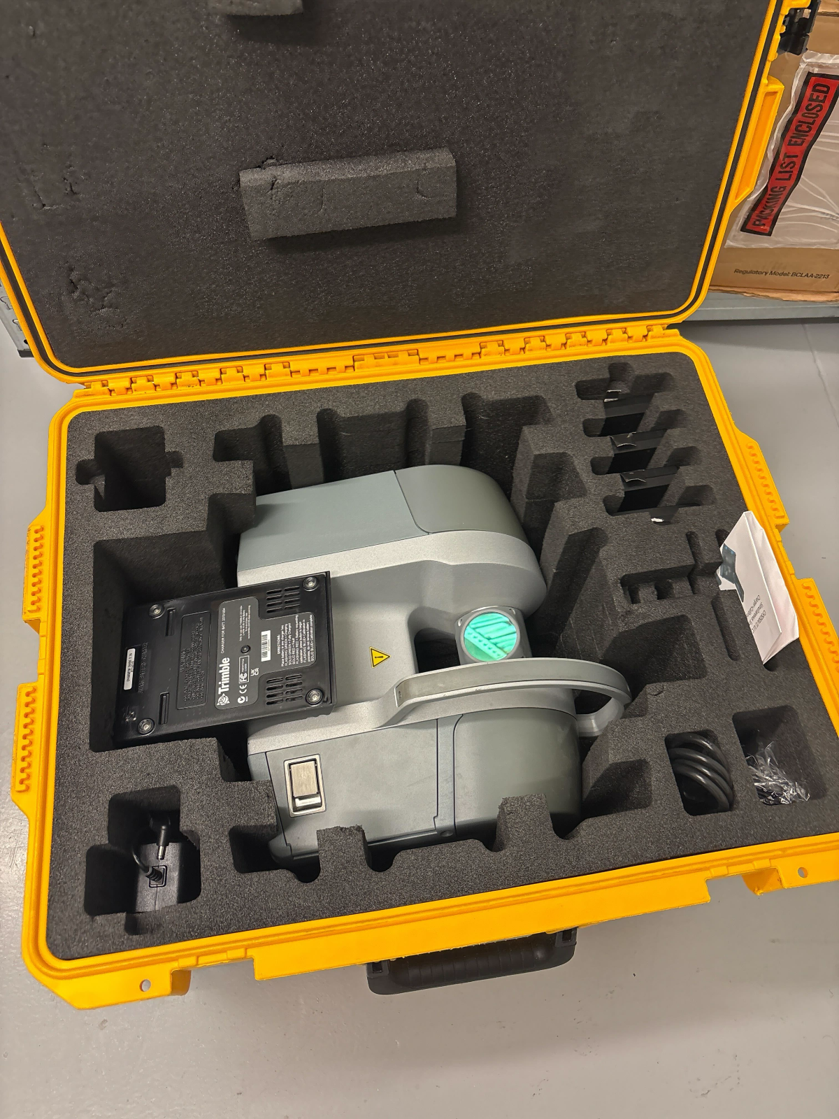 Trimble TX8 Mk2 3D Laser Scanner w/ Charger & 4 Batteries | eBay