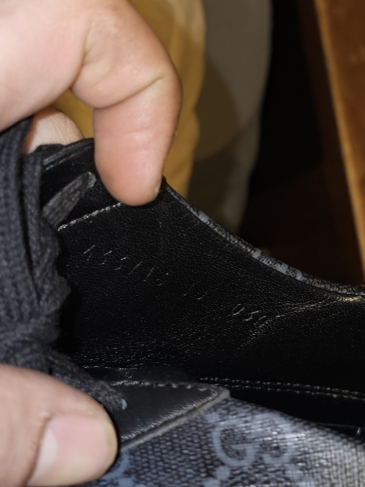 Gucci Shoes Men. Gg Supreme Common Black Leather Low Top Sneakers ...