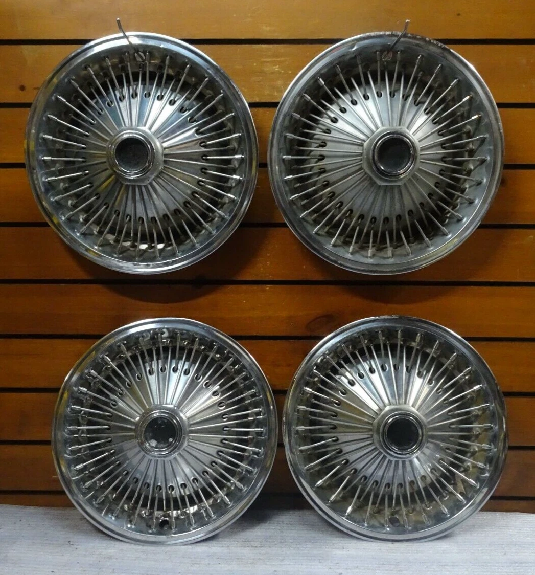 Mopar Chrysler Hubcap