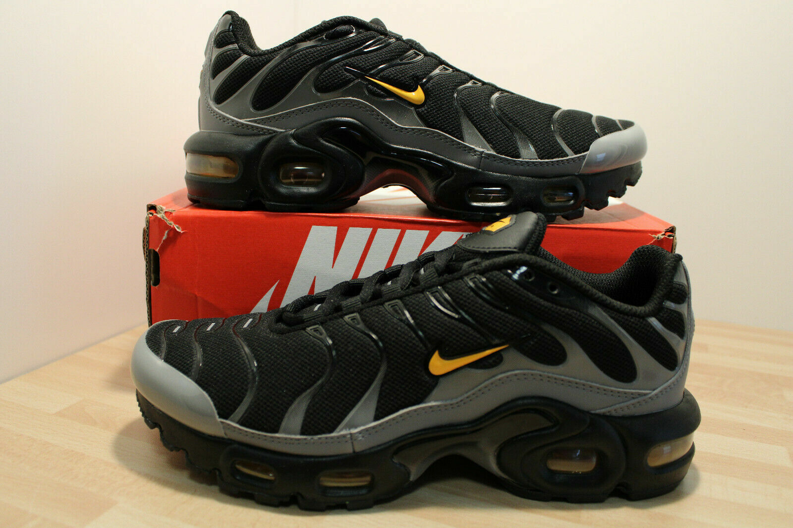 Kids Nike Air Max Plus TN (GS) Trainers Black Grey Orange DC0961 001 ...