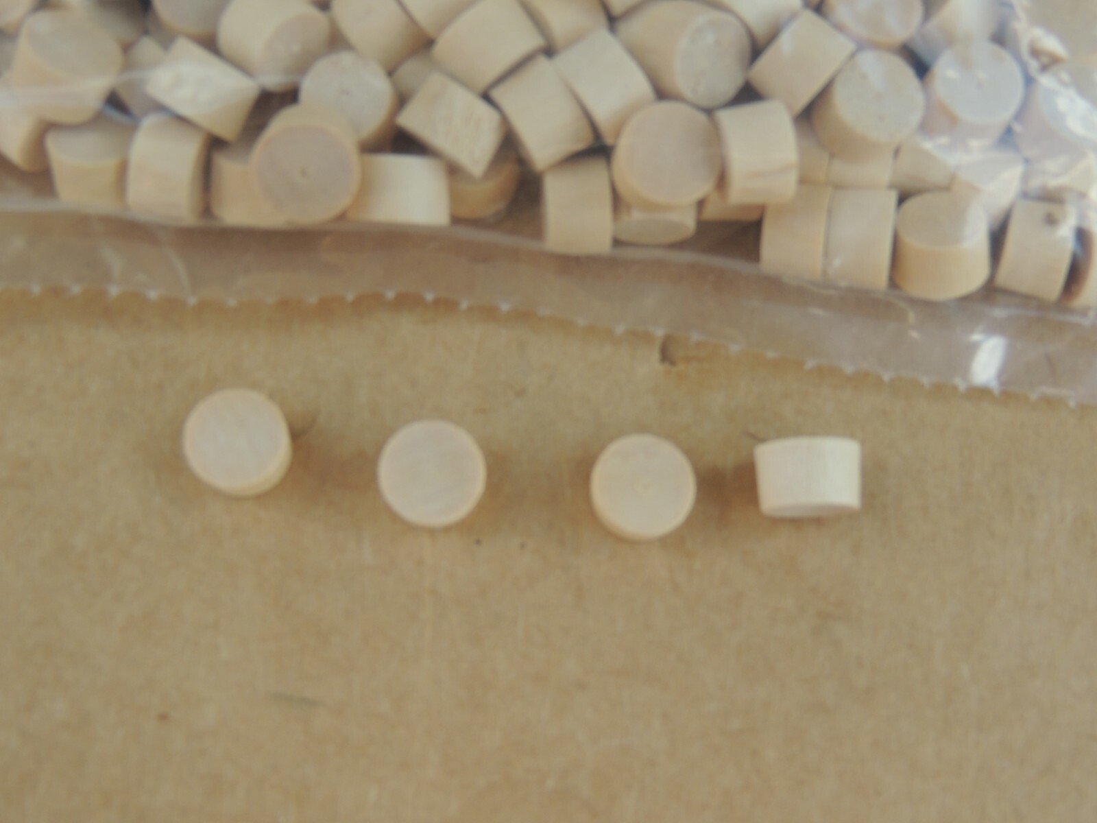 200 Unfinished Maple Wood Small Hole Plugs~3/8" Diameter | eBay